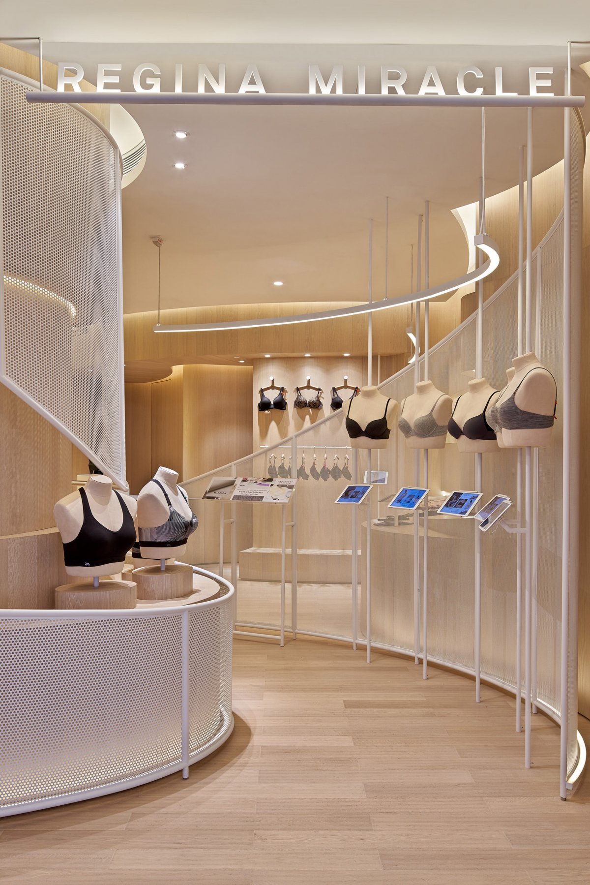 YinjiSpace - Lukstudio x Regina Miracle Concept Store